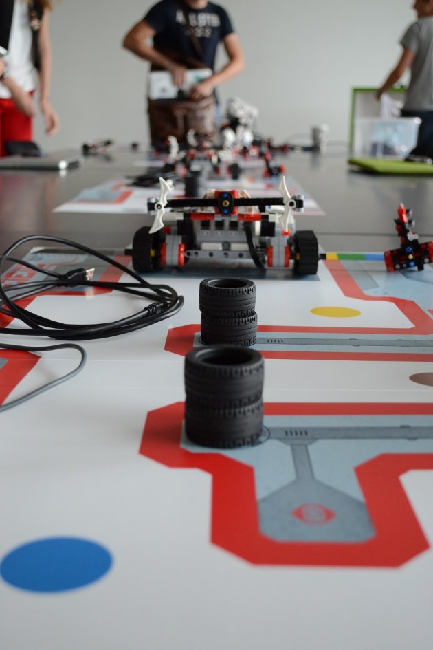 Programmieren leicht gemacht: Erste Schritte mit Lego Mindstorms und ...